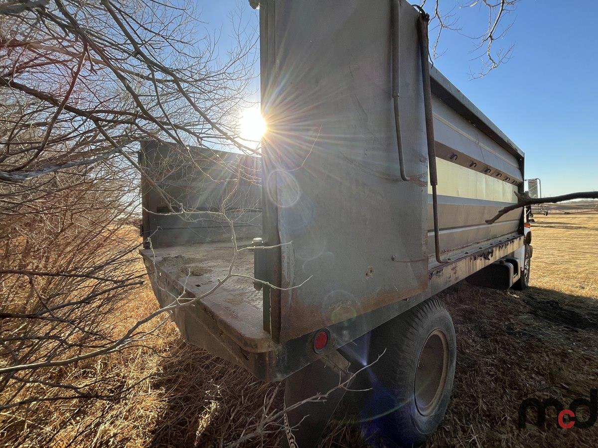 1983 GMC 6000 S/A Grain Truck (Non-Runner)